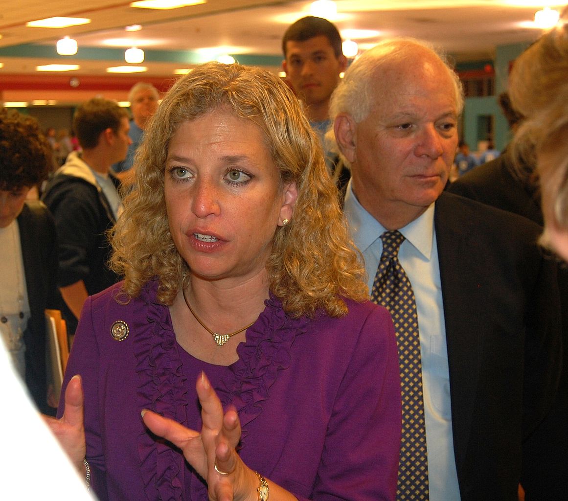 How Did the Democrats' IT Scandal Suspects Get Here? | Restoring Liberty